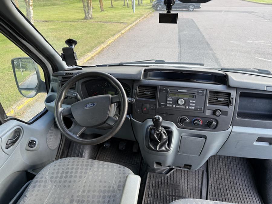 Balts Ford Transit 2012 Tallina, ar dzinēja tilpumu 2.20 L un nobraukumu 257 tūkst. km par 5000 €, foto 6 vietnē AUTOMOTO.COM.LV