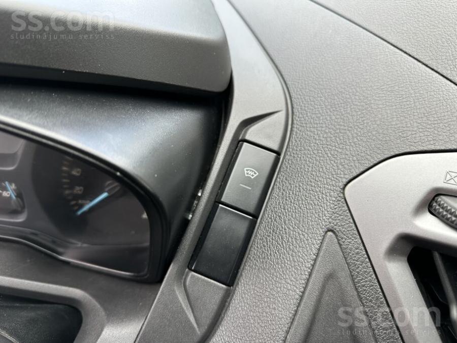 Balts Ford Transit 2012 Jelgava, ar dzinēja tilpumu 2.20 L un nobraukumu 221 tūkst. km par 5650 €, foto 13 vietnē AUTOMOTO.COM.LV