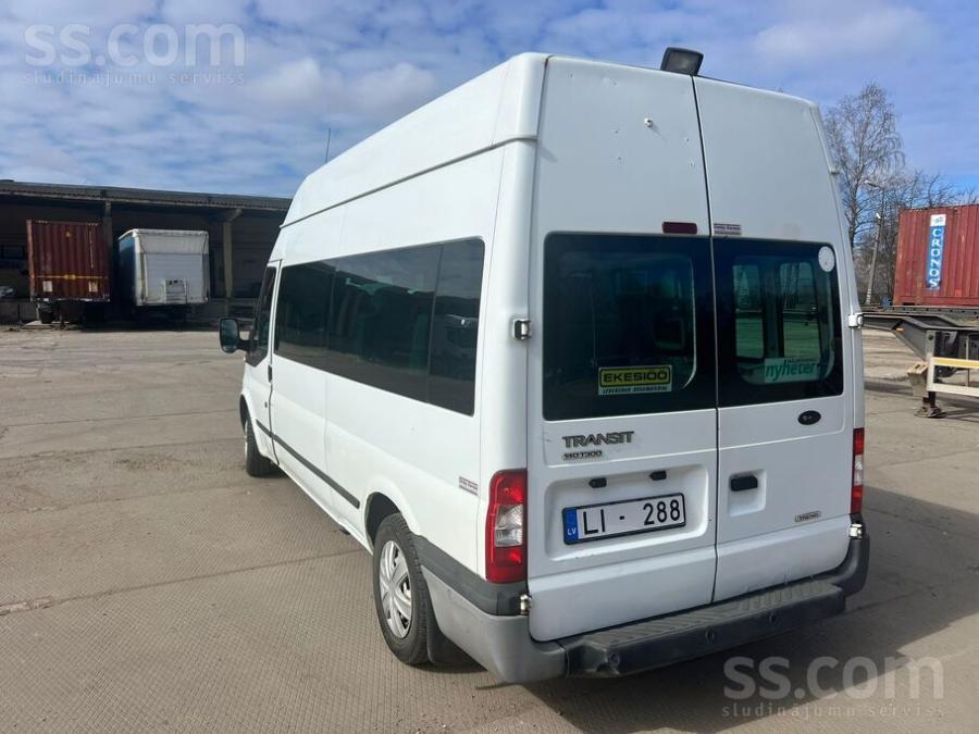 White Ford Transit 2013 in Riga, with an engine capacity of 2.20 L and mileage of 252 thousand km for 4000 €, photo 5 on AUTOMOTO.COM.LV