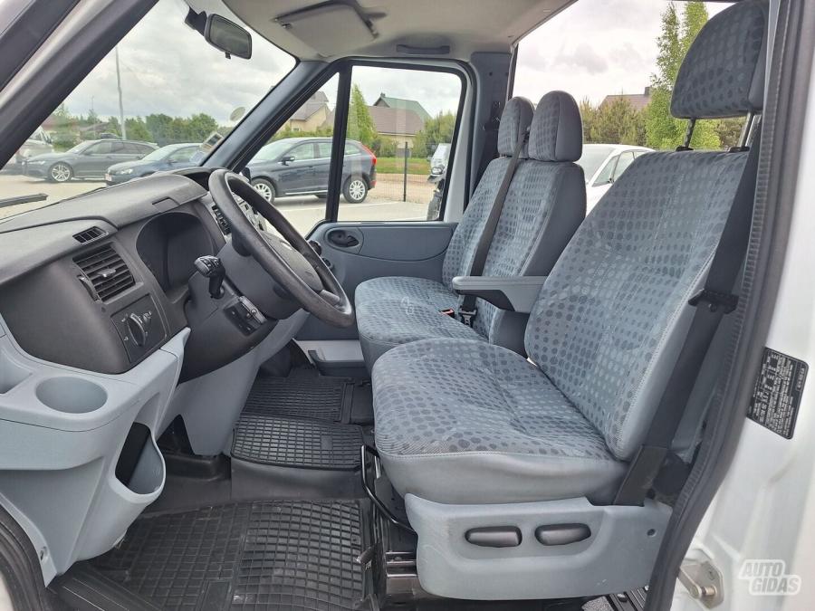 Balts Ford Transit 2013 Tauragė, ar dzinēja tilpumu 2.20 L un nobraukumu 218 tūkst. km par 6300 €, foto 7 vietnē AUTOMOTO.COM.LV