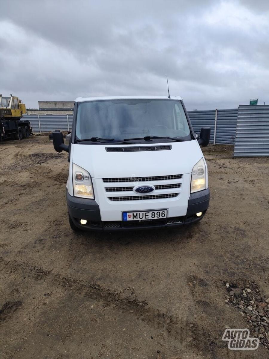 White Ford Transit 2013 in Silute, with an engine capacity of 2.20 L and mileage of 166 thousand km for 6900 €, photo 3 on AUTOMOTO.COM.LV