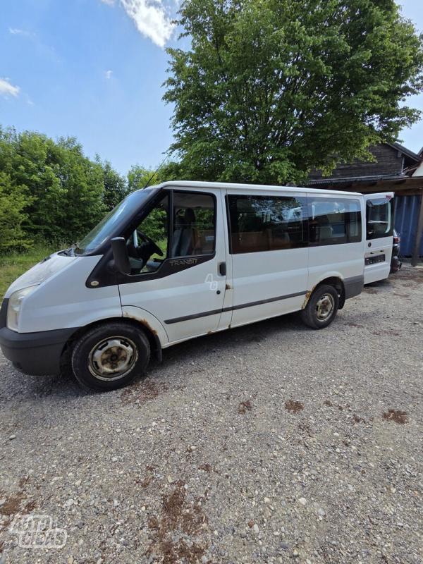 Balts Ford Transit 2013 Kauņa, ar dzinēja tilpumu 2.20 L un nobraukumu 185 tūkst. km par 3800 €, foto 2 vietnē AUTOMOTO.COM.LV