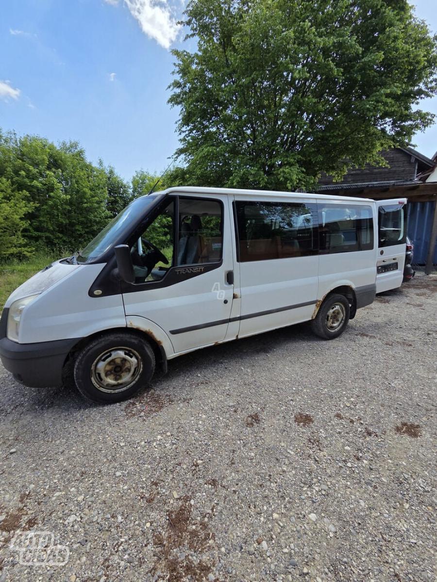 Balts Ford Transit 2013 Kauņa, ar dzinēja tilpumu 2.20 L un nobraukumu 185 tūkst. km par 3800 €, foto 3 vietnē AUTOMOTO.COM.LV
