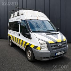 White Ford Transit 2013 in Riga, with an engine capacity of 2.20 L and mileage of 194 thousand km for 1850 €, photo 3 on AUTOMOTO.COM.LV