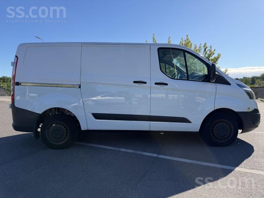 White Ford Transit 2013 in Riga, with an engine capacity of 2.20 L and mileage of 282 thousand km for 7100 €, photo 8 on AUTOMOTO.COM.LV