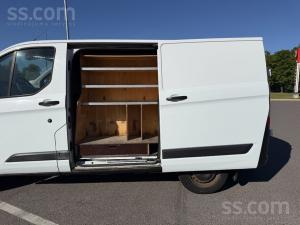 White Ford Transit 2013 in Riga, with an engine capacity of 2.20 L and mileage of 282 thousand km for 7100 €, photo 10 on AUTOMOTO.COM.LV