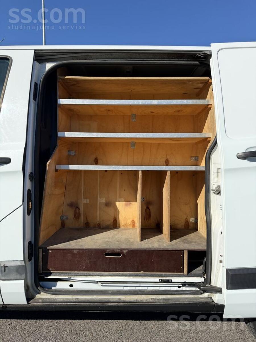White Ford Transit 2013 in Riga, with an engine capacity of 2.20 L and mileage of 282 thousand km for 7100 €, photo 11 on AUTOMOTO.COM.LV