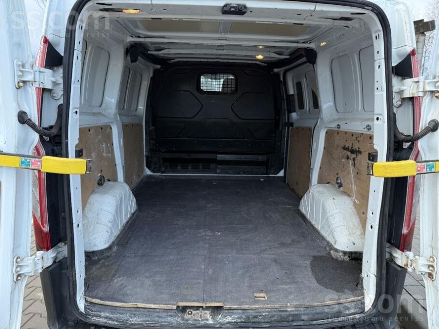 Balts Ford Transit 2013 Jelgava, ar dzinēja tilpumu 2.20 L un nobraukumu 286 tūkst. km par 6100 €, foto 17 vietnē AUTOMOTO.COM.LV