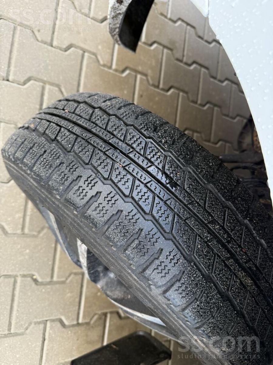 Balts Ford Transit 2013 Jelgava, ar dzinēja tilpumu 2.20 L un nobraukumu 286 tūkst. km par 6100 €, foto 19 vietnē AUTOMOTO.COM.LV