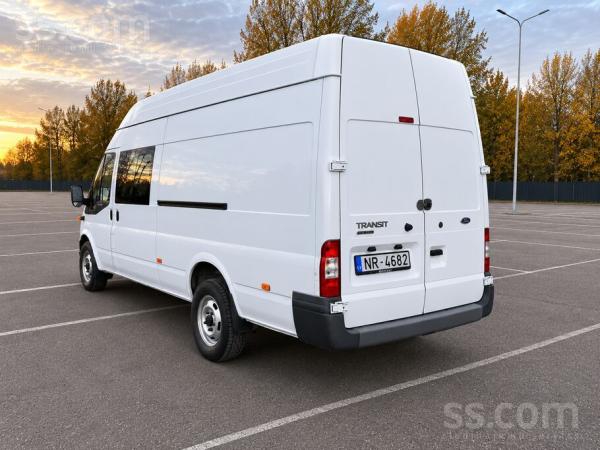 White Ford Transit 2013 in Riga, with an engine capacity of 2.20 L and mileage of 307 thousand km for 4500 €, photo 3 on AUTOMOTO.COM.LV