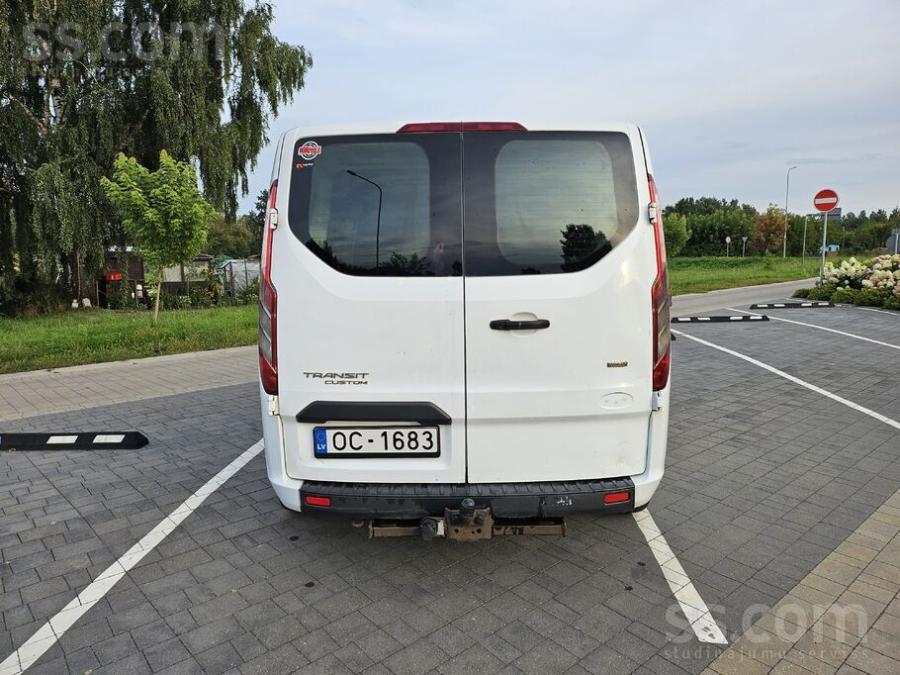 White Ford Transit 2013 in Riga, with an engine capacity of 2.20 L and mileage of 190 thousand km for 6000 €, photo 5 on AUTOMOTO.COM.LV