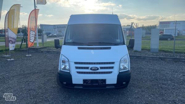 Ford Transit 2013 Marijampole vietnē Balts Ford Transit 2013 Marijampole, ar dzinēja tilpumu 2.20 L un nobraukumu 243 tūkst. km par 7300 €, foto 3 vietnē AUTOMOTO.COM.LV