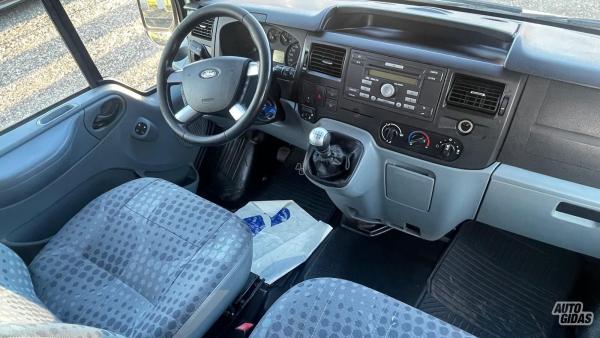 Ford Transit 2013 Marijampole vietnē Balts Ford Transit 2013 Marijampole, ar dzinēja tilpumu 2.20 L un nobraukumu 243 tūkst. km par 7300 €, foto 10 vietnē AUTOMOTO.COM.LV