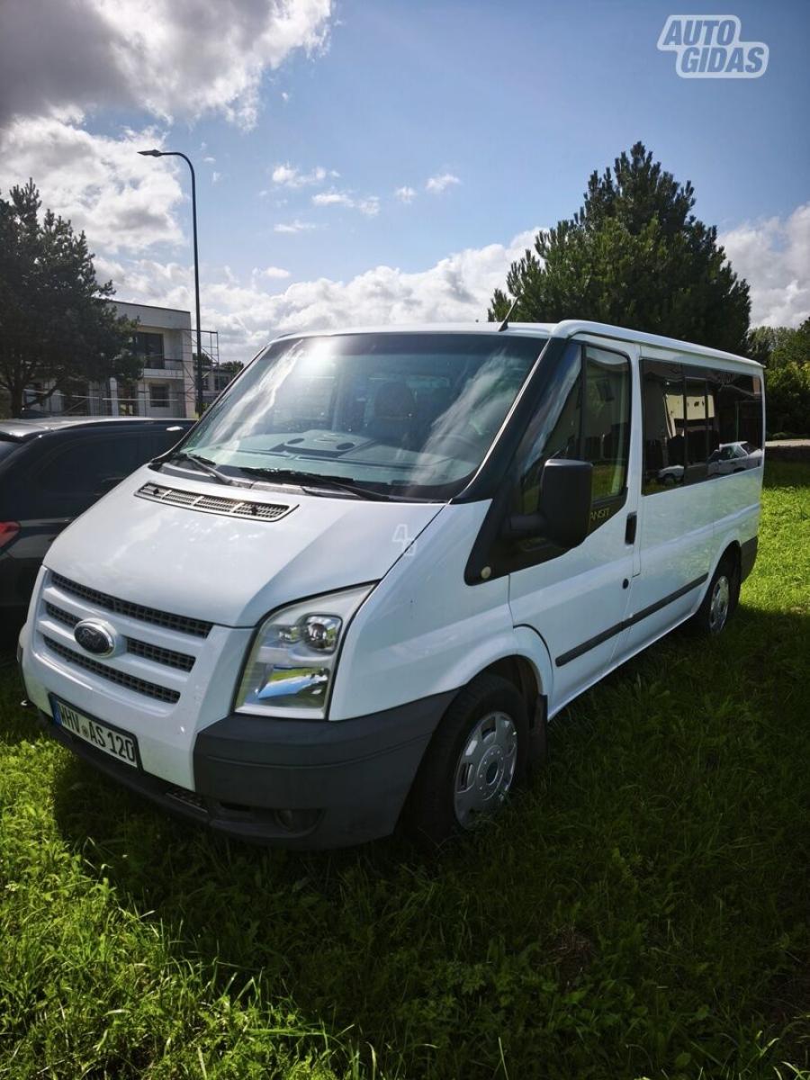 White Ford Transit 2013 in Kaunas, with an engine capacity of 2.20 L and mileage of 146 thousand km for 5500 €, photo 1 on AUTOMOTO.COM.LV