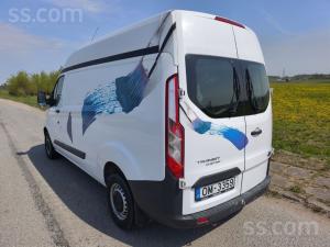 White Ford Transit 2014 in Liepaja, with an engine capacity of 2.20 L and mileage of 185 thousand km for 7600 €, photo 4 on AUTOMOTO.COM.LV