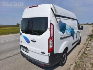 White Ford Transit 2014 in Liepaja, with an engine capacity of 2.20 L and mileage of 185 thousand km for 7600 €, photo 5 on AUTOMOTO.COM.LV
