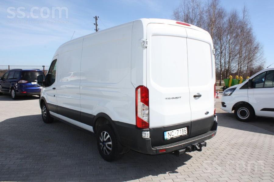 White Ford Transit 2014 in Kuldiga, with an engine capacity of 2.20 L and mileage of 210 thousand km for 11400 €, photo 5 on AUTOMOTO.COM.LV