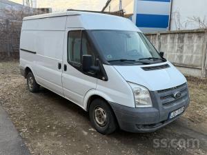 Balts Ford Transit 2014 Rīga, ar dzinēja tilpumu 2.20 L un nobraukumu 440 tūkst. km par 4000 €, foto 4 vietnē AUTOMOTO.COM.LV