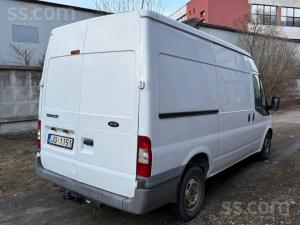 Balts Ford Transit 2014 Rīga, ar dzinēja tilpumu 2.20 L un nobraukumu 440 tūkst. km par 4000 €, foto 5 vietnē AUTOMOTO.COM.LV