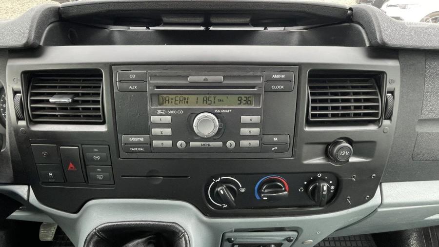 Balts Ford Transit 2014 Marijampole, ar dzinēja tilpumu 2.20 L un nobraukumu 258 tūkst. km par 6850 €, foto 19 vietnē AUTOMOTO.COM.LV