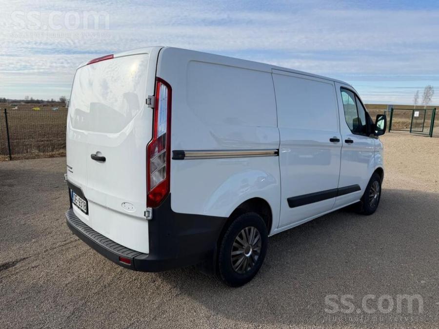 Balts Ford Transit 2014 Jēkabpils, ar dzinēja tilpumu 2.20 L un nobraukumu 245 tūkst. km par 5750 €, foto 4 vietnē AUTOMOTO.COM.LV