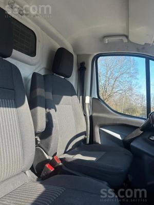 White Ford Transit 2014 in Liepaja, with an engine capacity of 2.20 L and mileage of 238 thousand km for 6000 €, photo 9 on AUTOMOTO.COM.LV