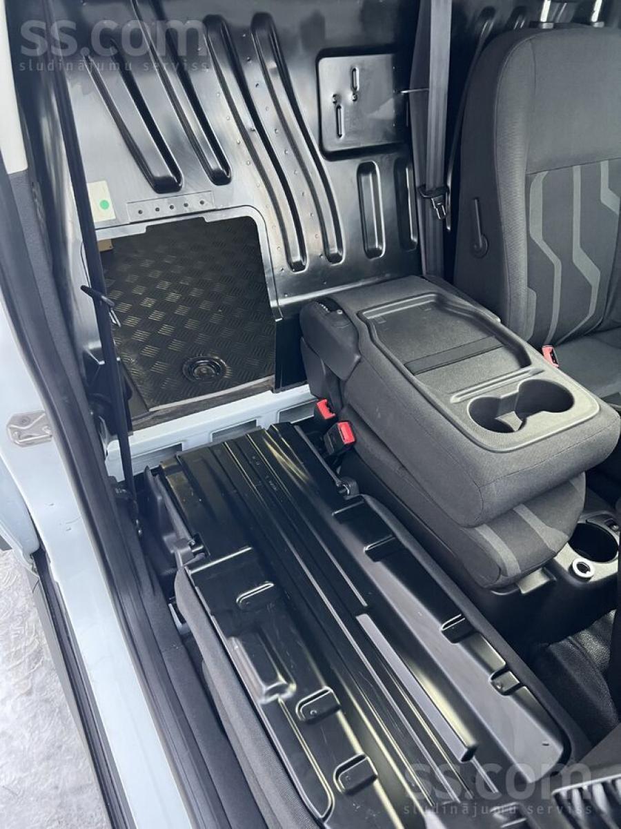 White Ford Transit 2014 in Riga, with an engine capacity of 1.60 L and mileage of 212 thousand km for 6080 €, photo 24 on AUTOMOTO.COM.LV