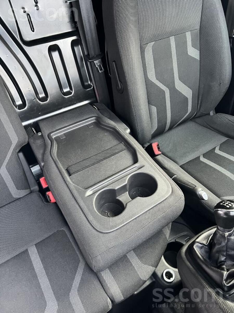 White Ford Transit 2014 in Riga, with an engine capacity of 1.60 L and mileage of 212 thousand km for 6080 €, photo 30 on AUTOMOTO.COM.LV