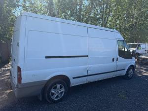 White Ford Transit 2014 in Tallinn, with an engine capacity of 2.20 L and mileage of 541 thousand km for 1399 €, photo 10 on AUTOMOTO.COM.LV