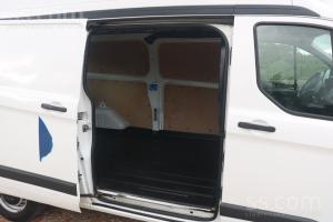 White Ford Transit 2014 in Kuldiga, with an engine capacity of 2.20 L and mileage of 184 thousand km for 7500 €, photo 7 on AUTOMOTO.COM.LV