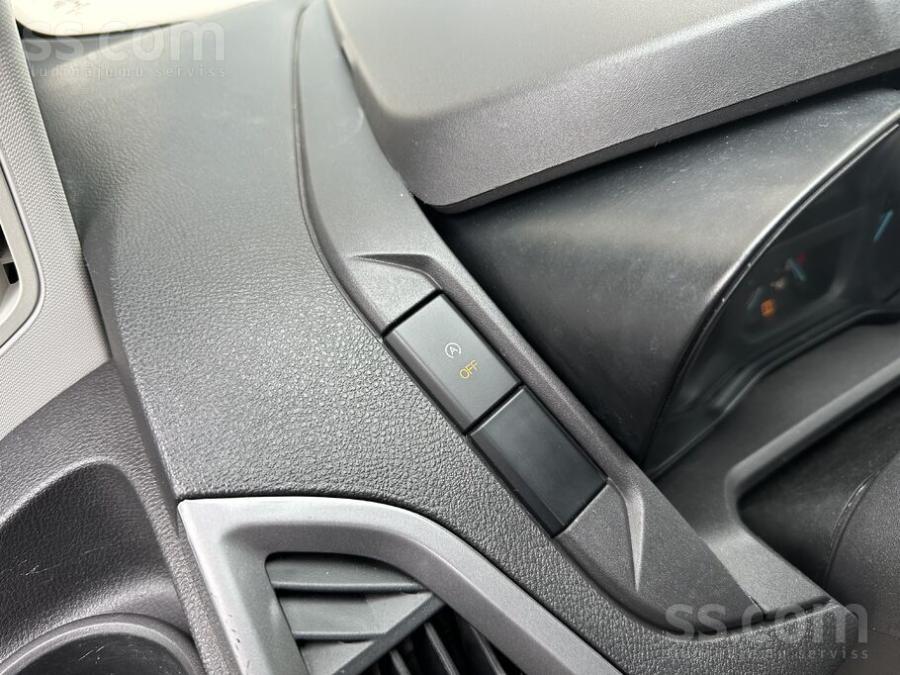 Balts Ford Transit 2014 Jelgava, ar dzinēja tilpumu 2.20 L un nobraukumu 0 tūkst. km par 5450 €, foto 18 vietnē AUTOMOTO.COM.LV