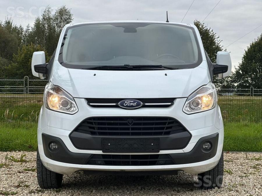 White Ford Transit 2015 in Jelgava, with an engine capacity of 2.20 L and mileage of 0 thousand km for 8990 €, photo 3 on AUTOMOTO.COM.LV