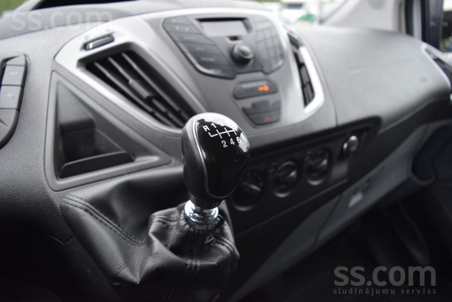 White Ford Transit 2015 in Riga, with an engine capacity of 2.20 L and mileage of 155 thousand km for 14300 €, photo 6 on AUTOMOTO.COM.LV