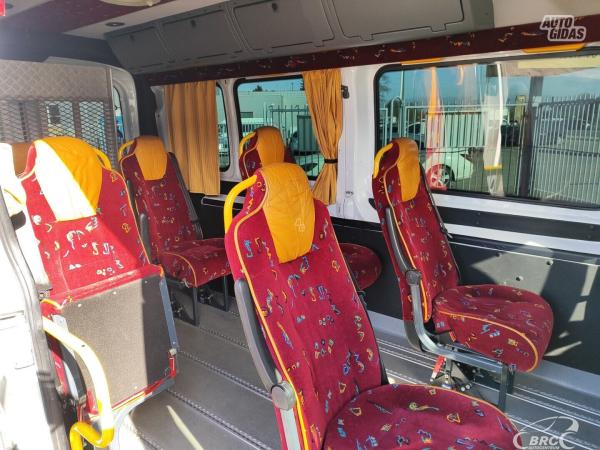 White Ford Transit 2015 in Avizieniai, with an engine capacity of 2.20 L and mileage of 320 thousand km for 9950 €, photo 8 on AUTOMOTO.COM.LV