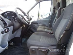 Balts Ford Transit 2015 Valka, ar dzinēja tilpumu 2.20 L un nobraukumu 235 tūkst. km par 7999 €, foto 13 vietnē AUTOMOTO.COM.LV