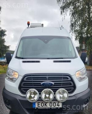 Balts Ford Transit 2015 Rīga, ar dzinēja tilpumu 2.20 L un nobraukumu 282 tūkst. km par 13900 €, foto  vietnē AUTOMOTO.COM.LV