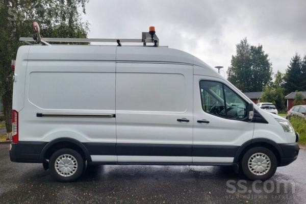 Balts Ford Transit 2015 Rīga, ar dzinēja tilpumu 2.20 L un nobraukumu 282 tūkst. km par 13900 €, foto 8 vietnē AUTOMOTO.COM.LV