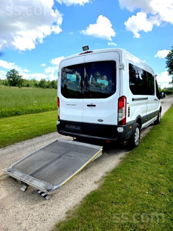 White Ford Transit 2015 in Cesis, with an engine capacity of 2.20 L and mileage of 0 thousand km for 11495 €, photo 2 on AUTOMOTO.COM.LV