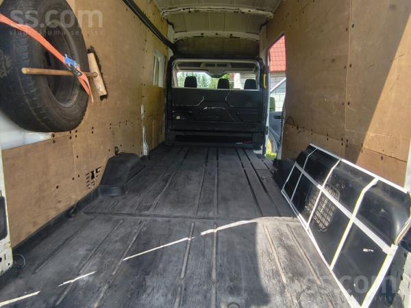 White Ford Transit 2015 in Tukums, with an engine capacity of 2.20 L and mileage of 228 thousand km for 9000 €, photo 8 on AUTOMOTO.COM.LV