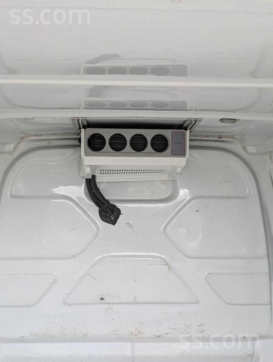 Balts Ford Transit 2015 Liepāja, ar dzinēja tilpumu 2.00 L un nobraukumu 178 tūkst. km par 5000 €, foto 9 vietnē AUTOMOTO.COM.LV