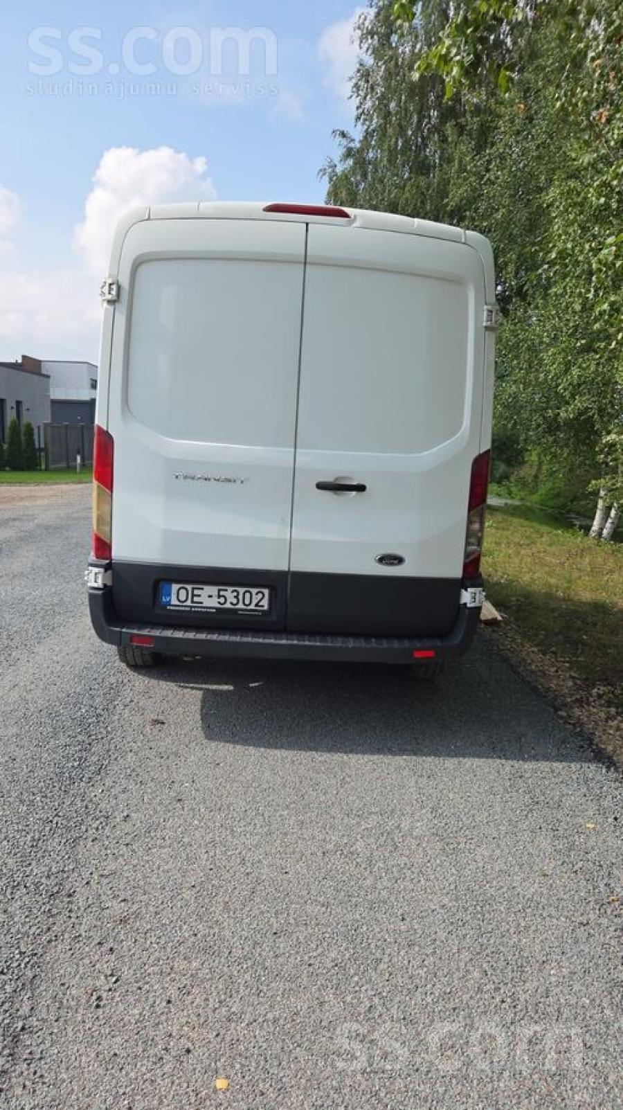White Ford Transit 2015 in Riga, with an engine capacity of 2.20 L and mileage of 367 thousand km for 7200 €, photo 6 on AUTOMOTO.COM.LV