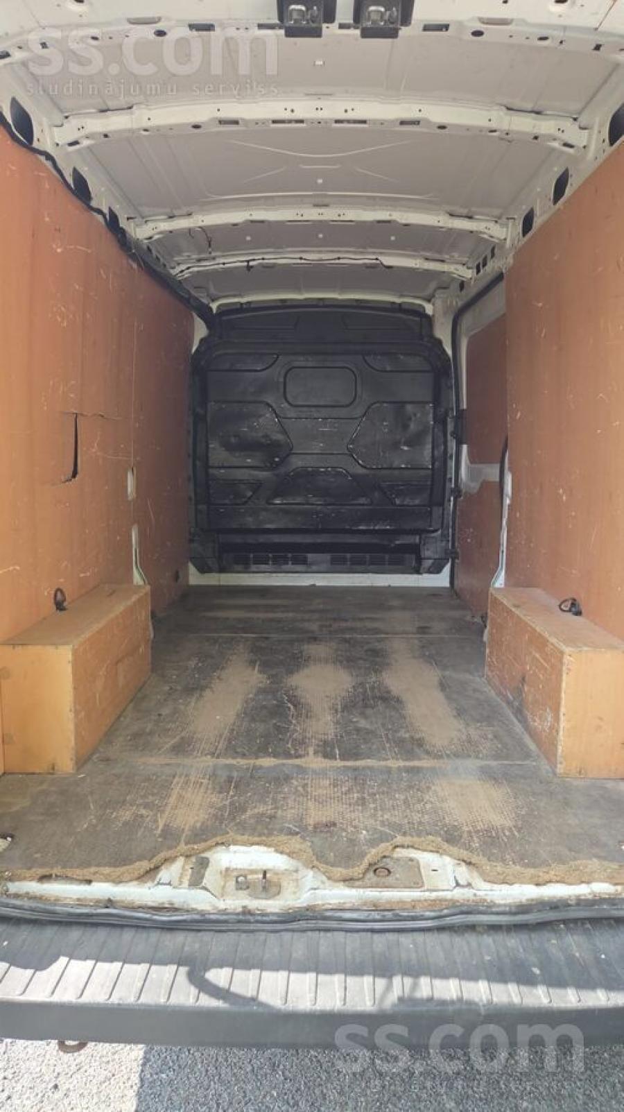 White Ford Transit 2015 in Riga, with an engine capacity of 2.20 L and mileage of 367 thousand km for 7200 €, photo 8 on AUTOMOTO.COM.LV