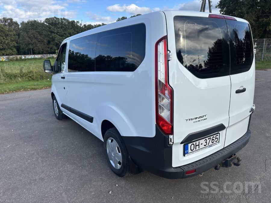 Balts Ford Transit 2015 Rīga, ar dzinēja tilpumu 2.20 L un nobraukumu 145 tūkst. km par 11500 €, foto 3 vietnē AUTOMOTO.COM.LV