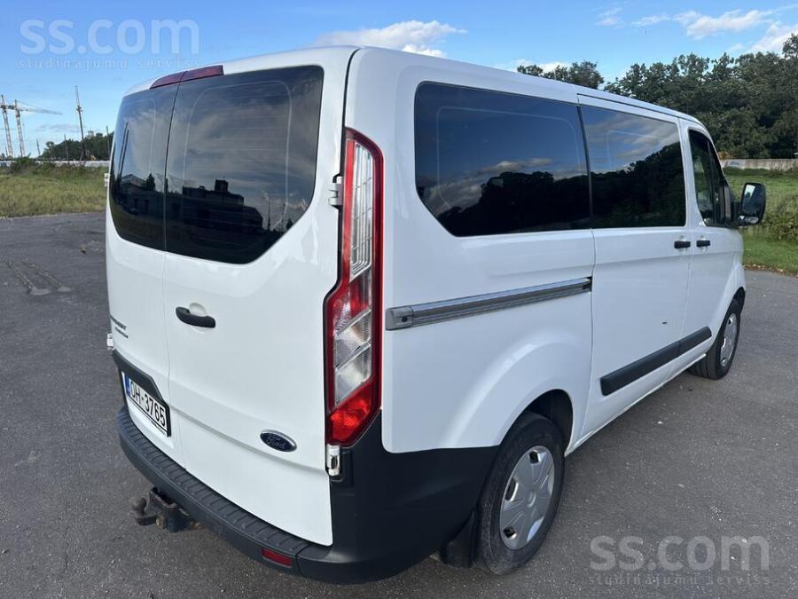 Balts Ford Transit 2015 Rīga, ar dzinēja tilpumu 2.20 L un nobraukumu 145 tūkst. km par 11500 €, foto 4 vietnē AUTOMOTO.COM.LV