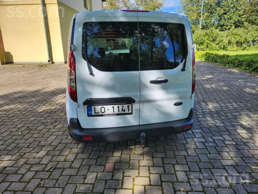 White Ford Transit 2016 in Cesis, with an engine capacity of 1.60 L and mileage of 288 thousand km for 5800 €, photo 4 on AUTOMOTO.COM.LV
