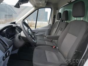 White Ford Transit 2016 in Riga, with an engine capacity of 2.20 L and mileage of 305 thousand km for 8950 €, photo 10 on AUTOMOTO.COM.LV