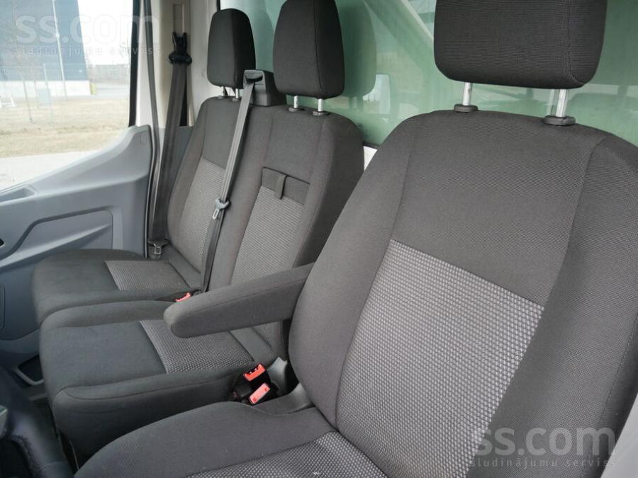 White Ford Transit 2016 in Riga, with an engine capacity of 2.20 L and mileage of 305 thousand km for 8950 €, photo 12 on AUTOMOTO.COM.LV