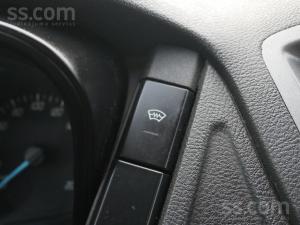 White Ford Transit 2016 in Riga, with an engine capacity of 2.20 L and mileage of 305 thousand km for 8950 €, photo 25 on AUTOMOTO.COM.LV