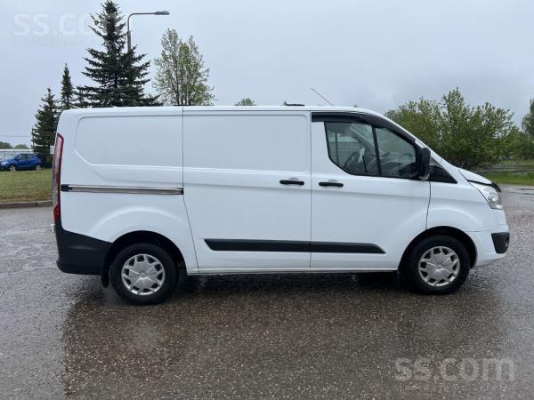 White Ford Transit 2016 in Cesis, with an engine capacity of 2.00 L and mileage of 0 thousand km for 8900 €, photo 4 on AUTOMOTO.COM.LV
