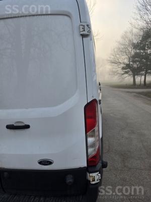 White Ford Transit 2016 in Liepaja, with an engine capacity of 2.20 L and mileage of 187 thousand km for 7999 €, photo 15 on AUTOMOTO.COM.LV
